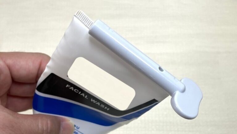 100均セリアのチューブ絞り器ならクルクル簡単に絞り出せる！ - The World from noa*Blog