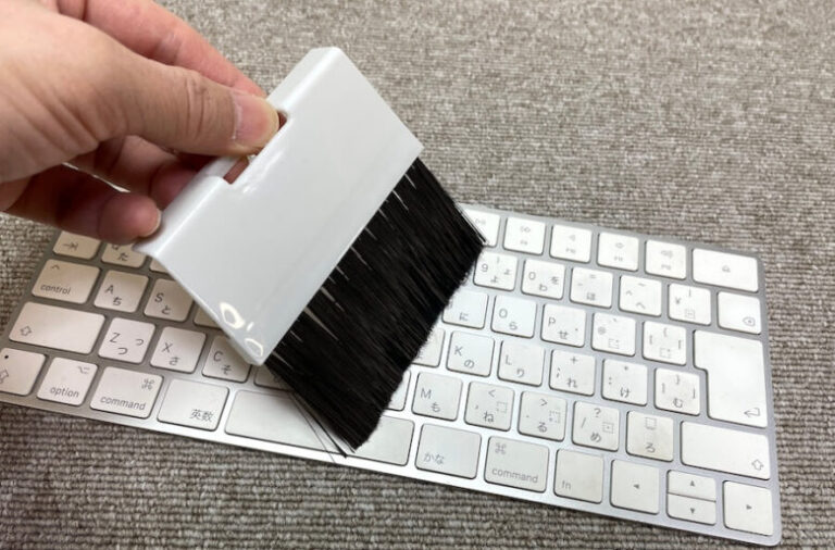 100均ダイソーの小さいほうき&ちりとりなら自立する！ - The World from noa*Blog