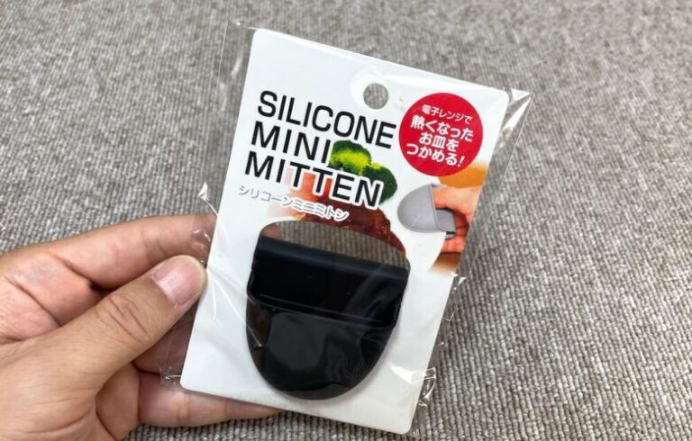 100均セリアのシリコン鍋つかみ（ミトン）ならお皿もつかめる - The World from noa*Blog